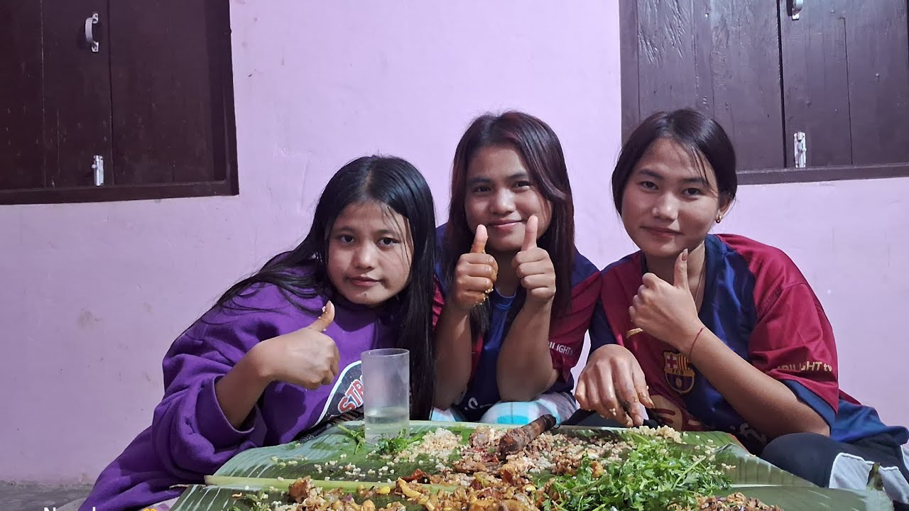 First chicken mukbang sponsor by lelen kuki ️ - YouTube