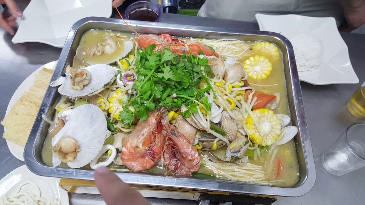 Pudu Famous Fatt Kee Roast Fish & Seafood - YouTube