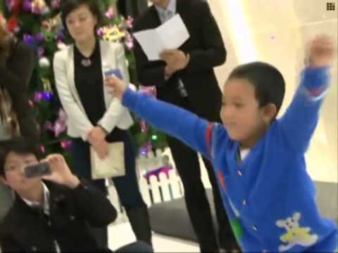 Eye gouging victim leaves hospital - YouTube