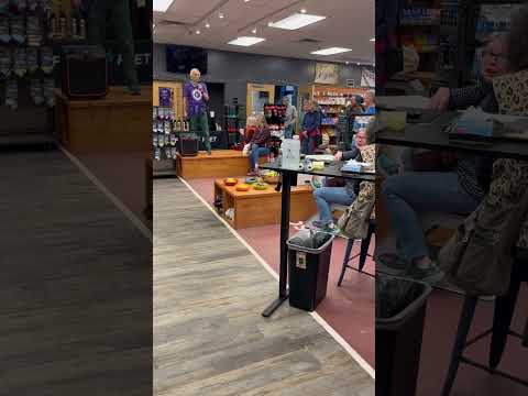 Ralph talk 1 at Fleet Feet - YouTube