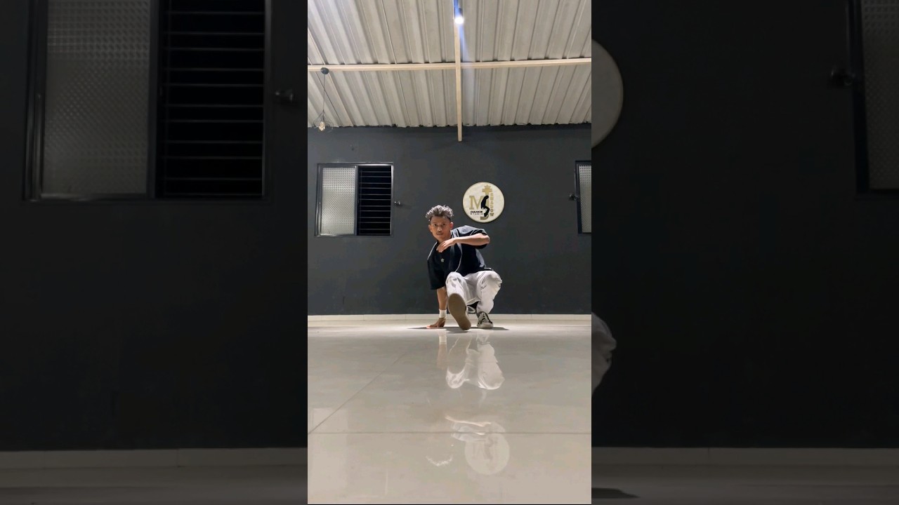 2 step tutorial | breakdance|#shots #tutorial #bboy #breakdance #vairal - YouTube