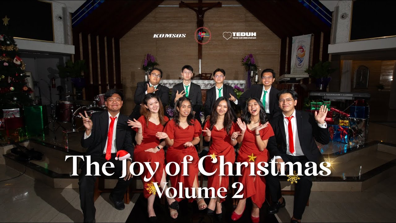 Christmas Music Video "The Joy of Christmas" | Christmas Medley - YouTube