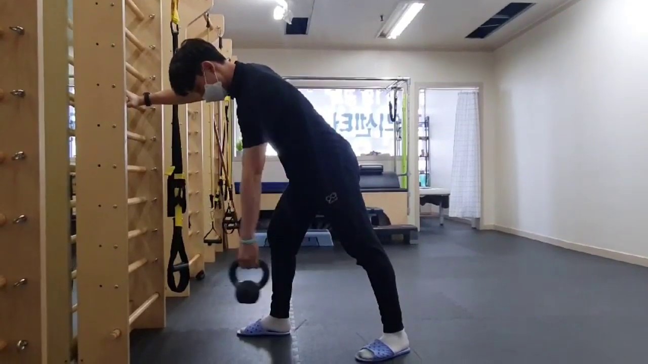 코드만 운동 / Codman's exercise - YouTube