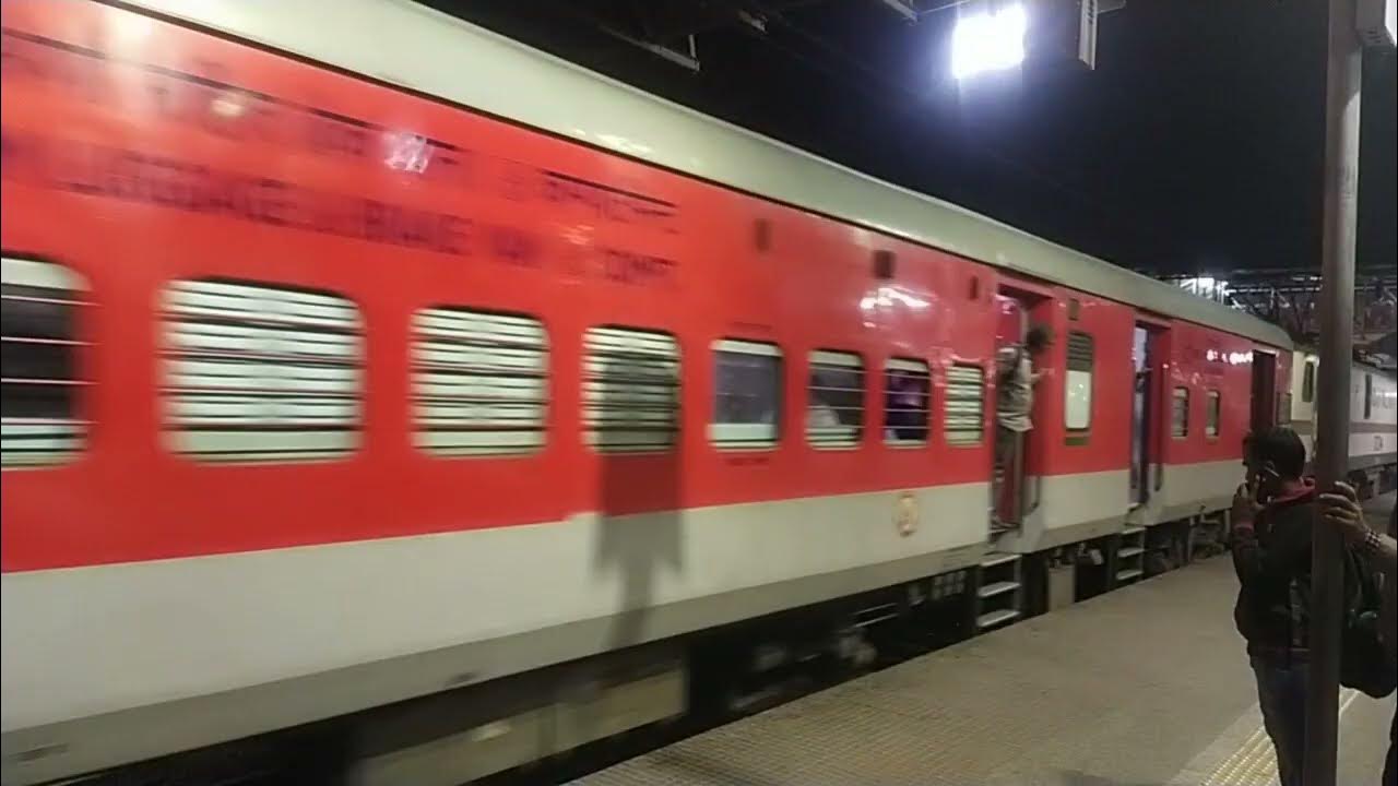 Agnibina Express Howrah to Asansol arrive in Burdwan - YouTube
