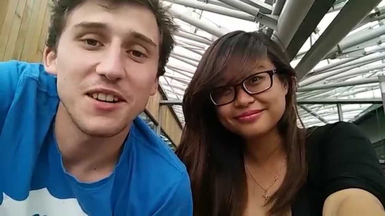 Felix chào hỏi bằng Tiếng Việt - YouTube