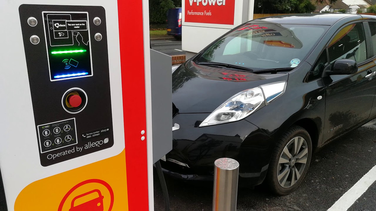 Electric Car charging at Shell Petrol Station - YouTube