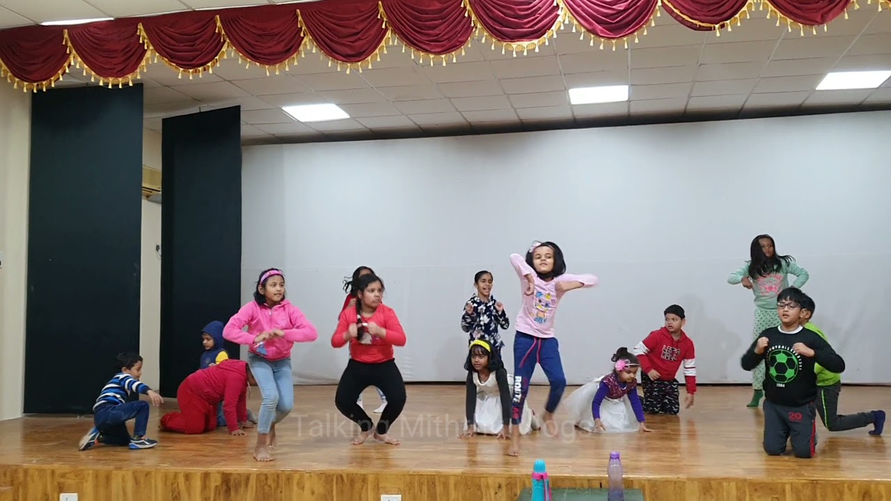 मुर्गा dance by kids | Kids funny dance video | small students dance ...