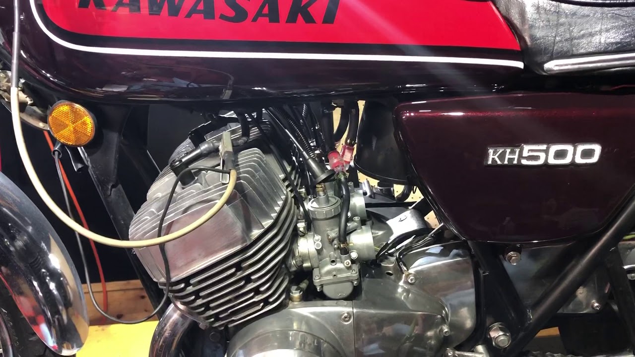 Kawasaki KH500 running. - YouTube