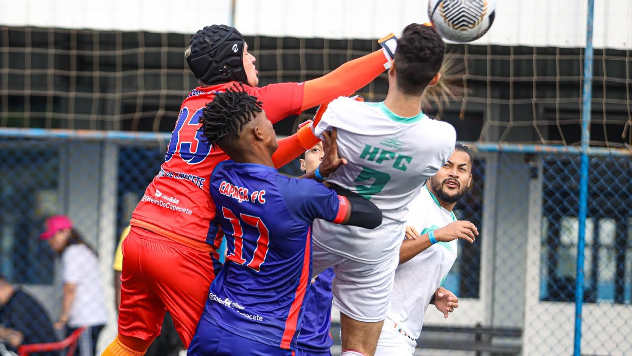 CAPAÇA FC: O MAIOR TIME DE YOUTUBERS DE FUTEBOL - YouTube