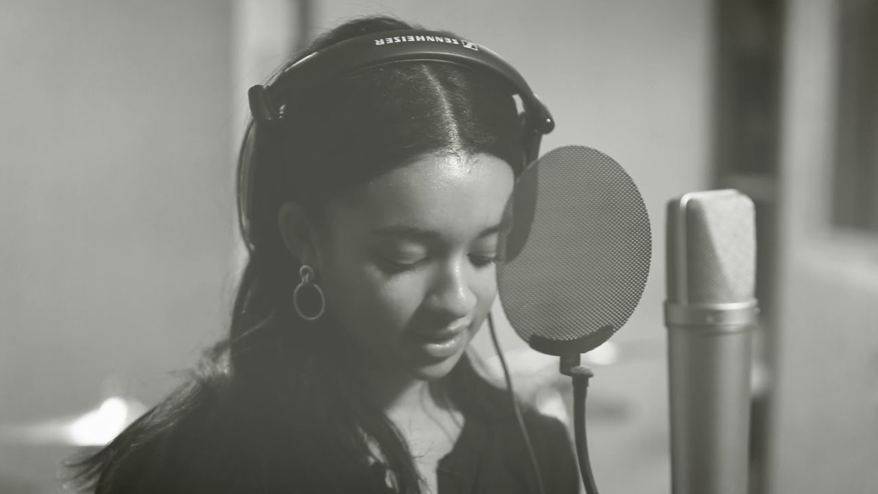 Leah Marli- Have Yourself a Merry Little Christmas - YouTube