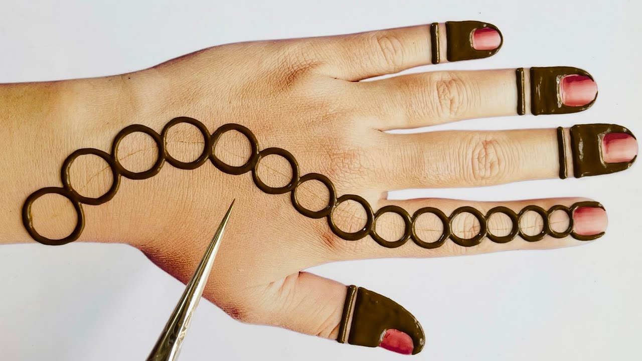 Very Easy Simple Mehndi Design Trick For Back Hand-Mehandi ka Designs ...