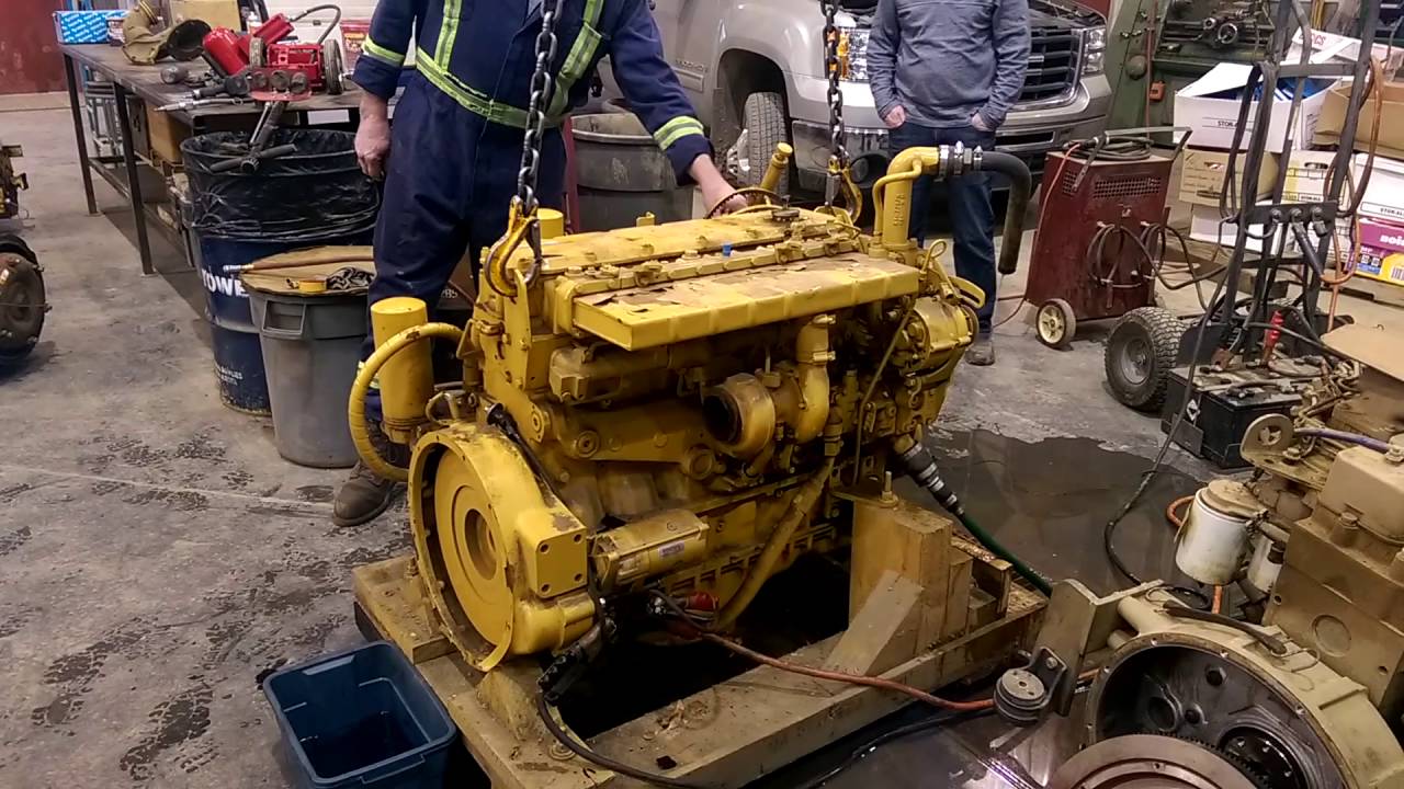 CAT 3116T engine runnig - YouTube