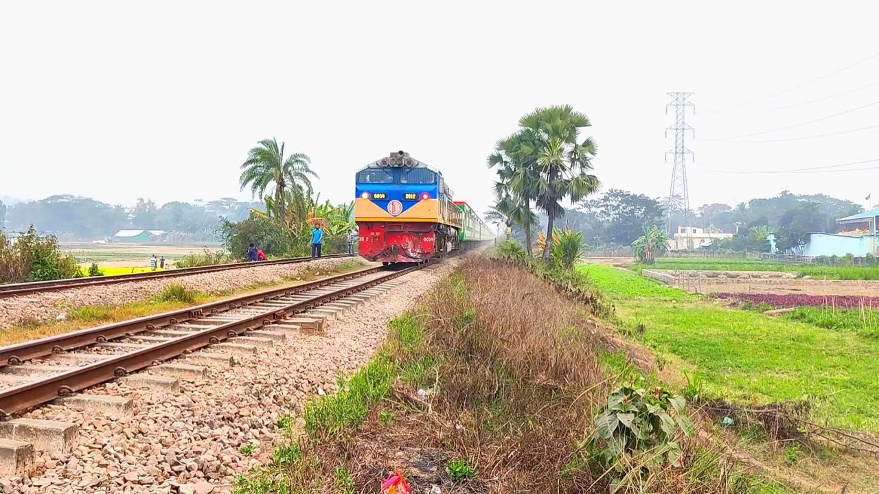 Discover the SECRET to Comfortable Train Travel with Duronto Express ...
