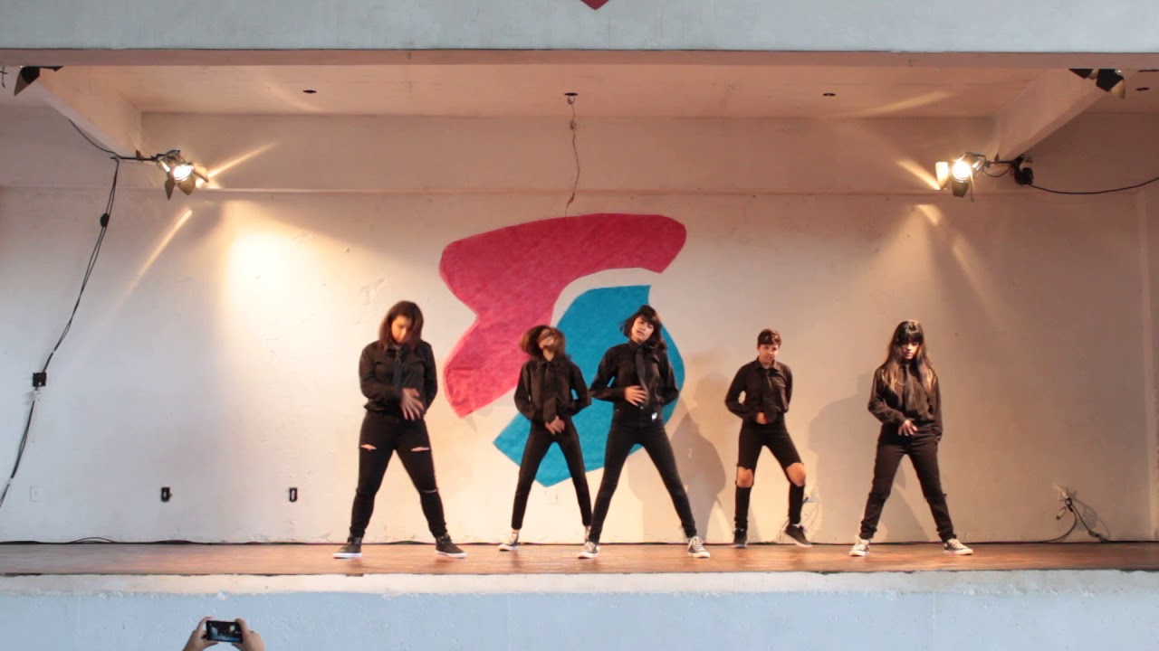 [PALCO LIVRE - 5º MEETING KPOP RS] Cross Gene - Amazing Bad Lady dance ...