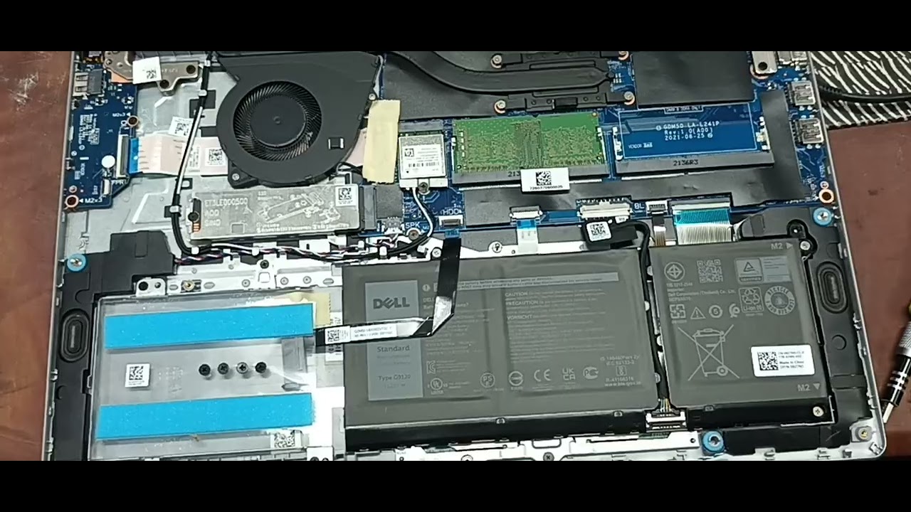 DELL P112F101 LAPTOP Inspiron I5 3000 - YouTube