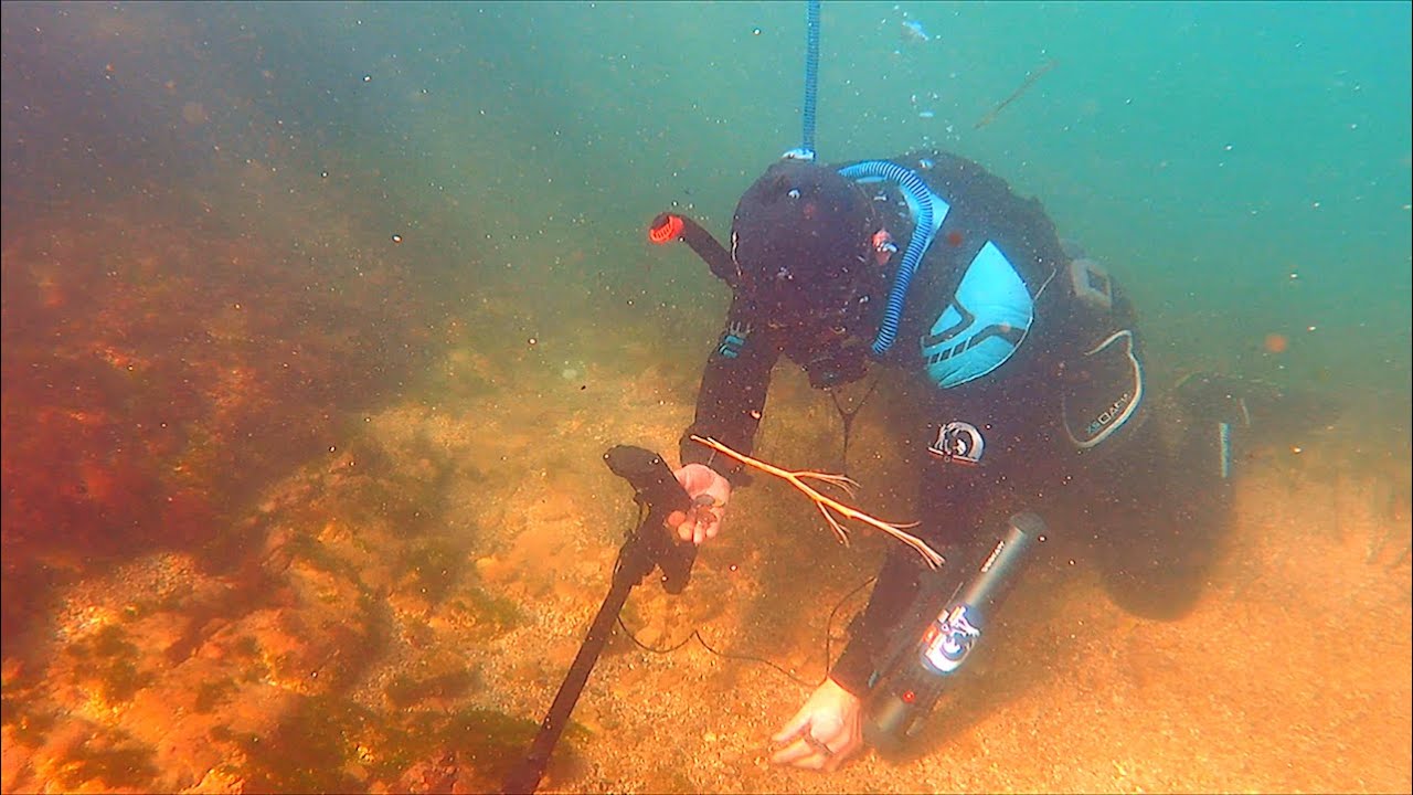 SEARCH For $40,000 ROLEX (LOST at SEA) - YouTube
