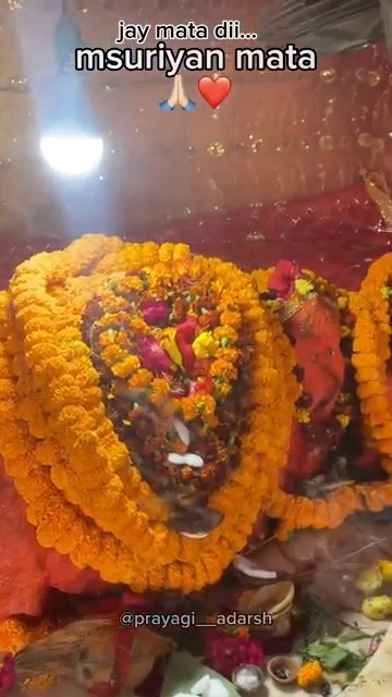 samiyan mata or msuriyan mata.. jay mata dii..# #viralvideo #pryagaraj ...