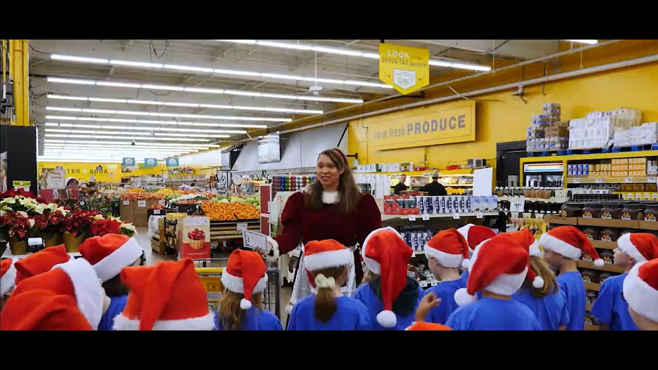Shopping with Mrs. Claus - YouTube