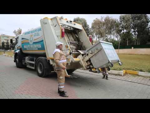 “TERTEMİZ BİR HALİLİYE” İÇİN GÜNLÜK 350 TON KATI ATIK TOPLANIYOR