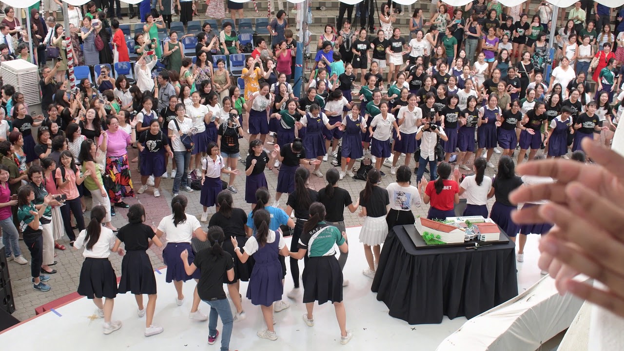 Raffles Girls' School: #RGS140 Homecoming Cheer! - YouTube