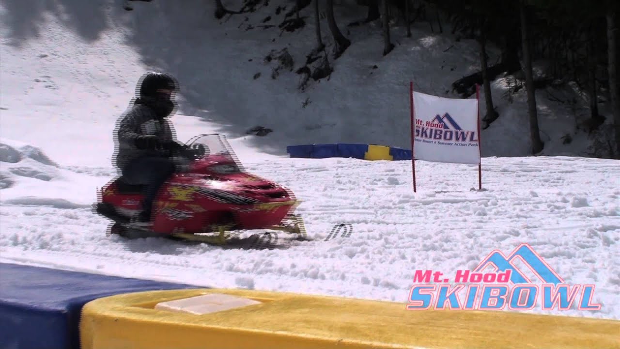 Mini Snowmobiles for Kids - Mt Hood Skibowl - YouTube