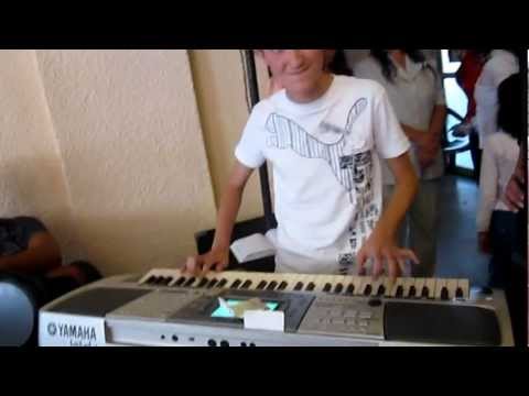 #PİYANİST #ERSAN MERT & NURAY RAMADANOV #BG (OMURTAG )  ( KİUCHEK 1 ) 2012