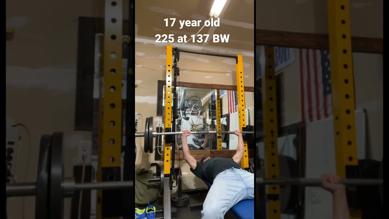 Benching 225 at 137 BW - YouTube