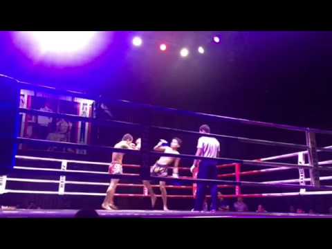 เพชรมณี ยุทธจักรมวยไทย  petmanee. yudtajakmuaythai.