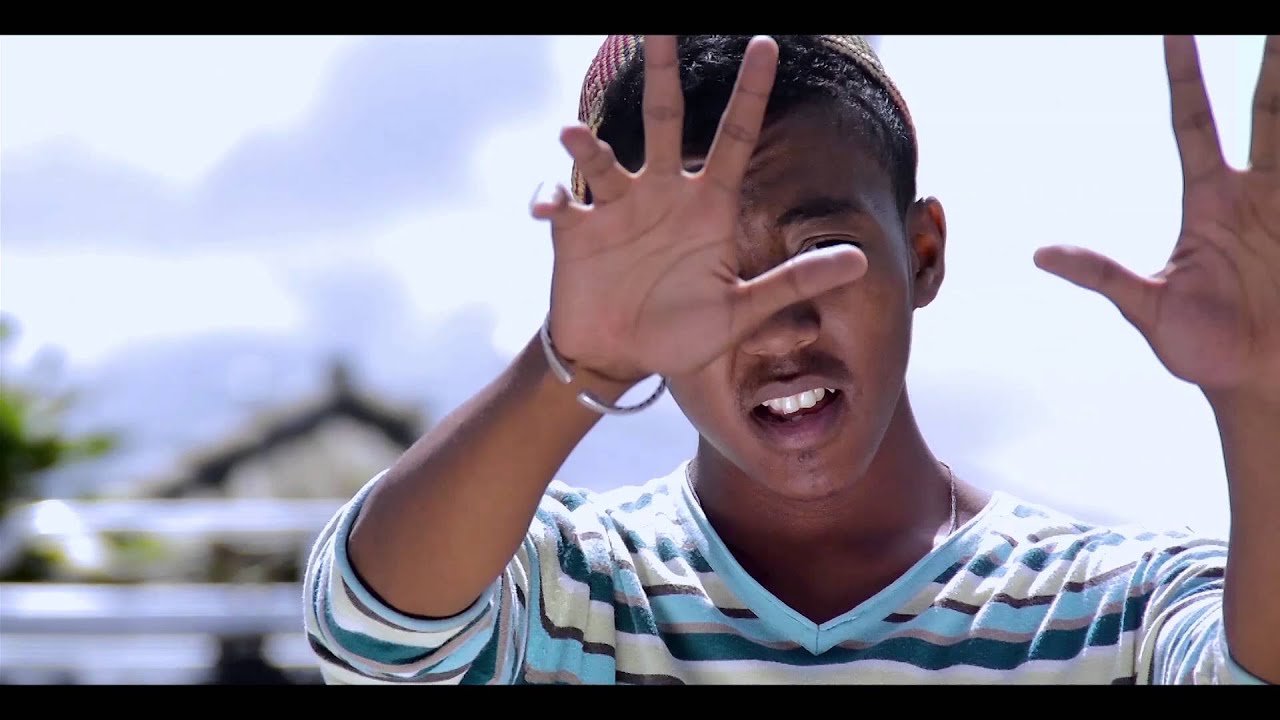 Mirror feat Ghost Fihavanana official clip by RINASOA PICTURES - YouTube