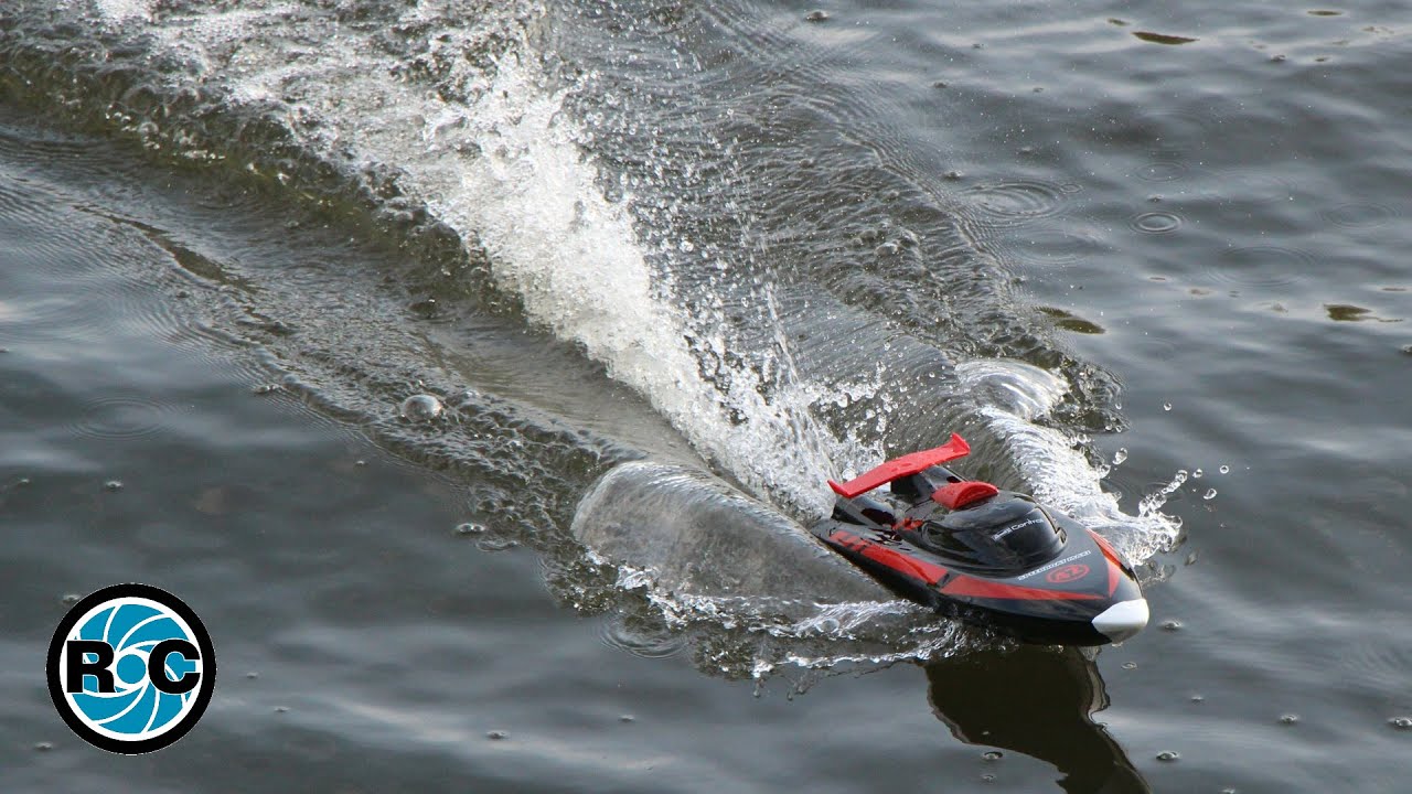 Revell RC Speedboat Maxi unboxing and first run 🚩 FT009 Race Boat - YouTube