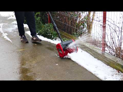 Back pain? Buy a cordless snow thrower, it's worth it. SKIL 0670