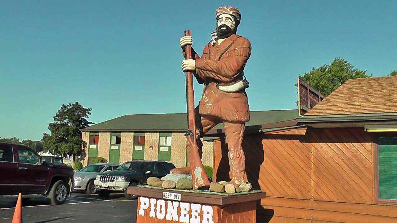 Best Breakfast in Wisconsin! Westfield Pioneer Restaurant welcomes us ...