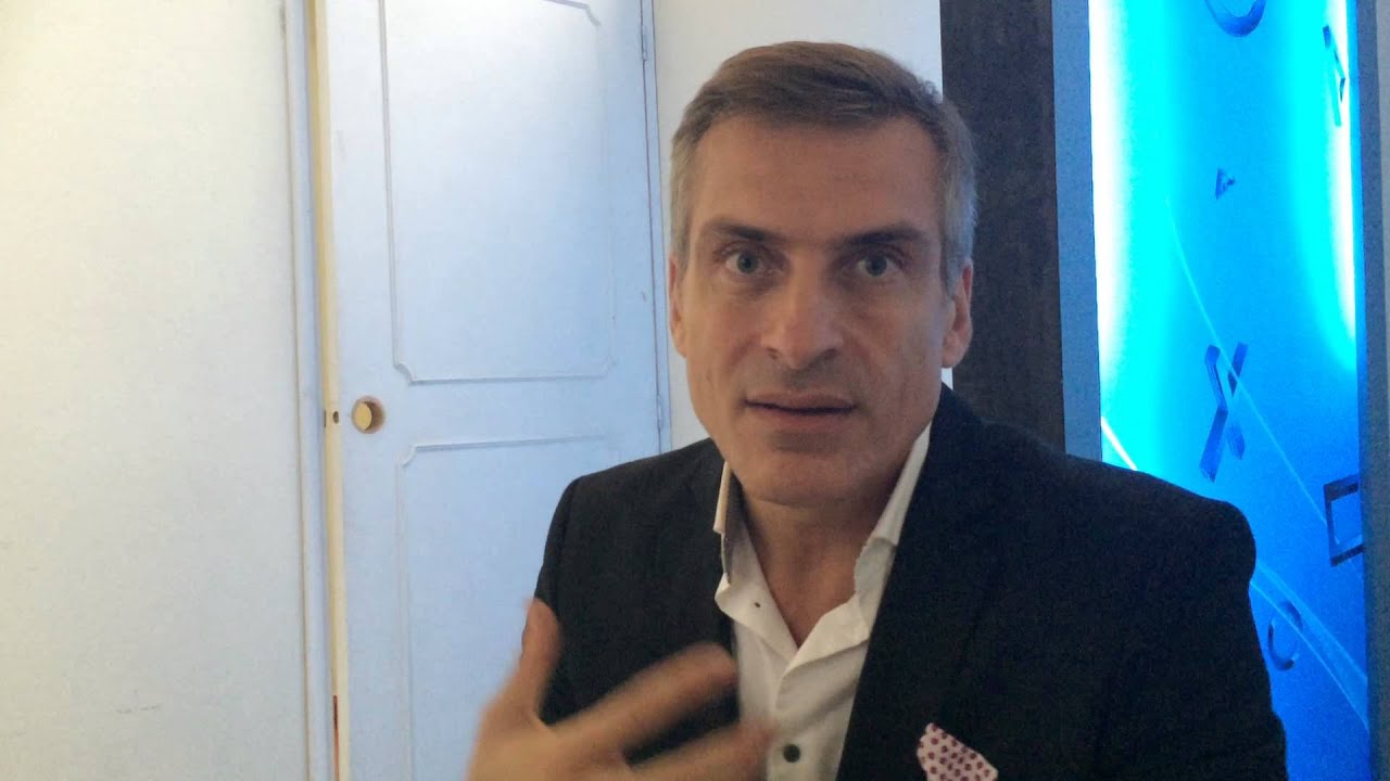 Sebastián Llapur desde FestiGame Chiclets Colombia - YouTube