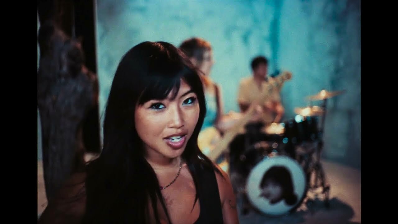 Beaches - beabadoobee (Official Video) (New Song 2024) - YouTube