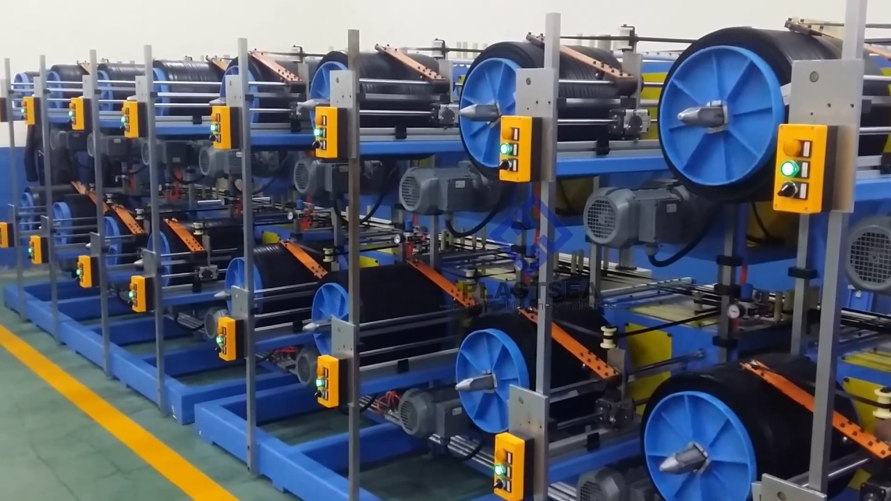 Cap strip slitting machine for PCR tyre - YouTube
