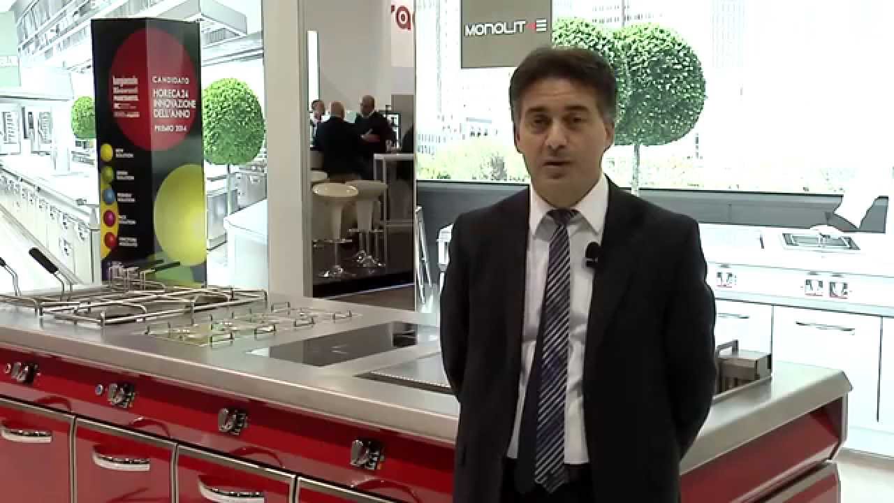 Host 2013: Sandro Rella (Angelo Po) - YouTube