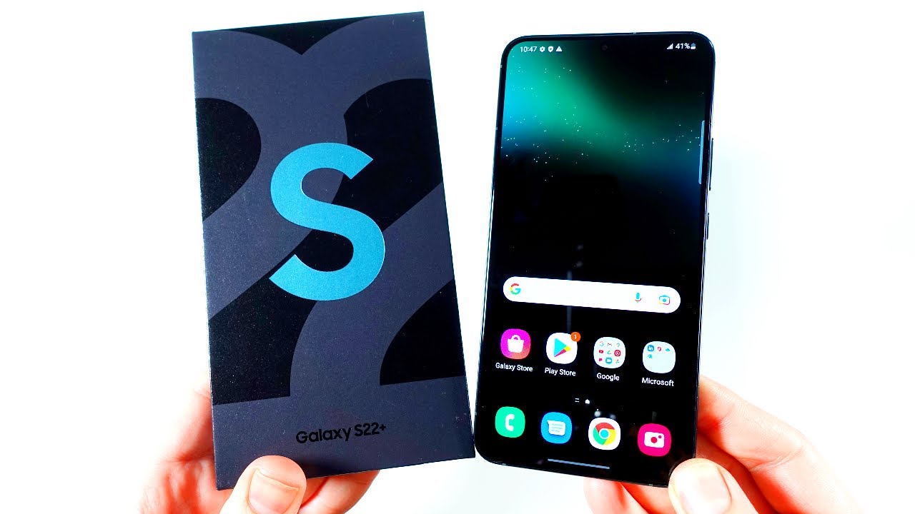 Galaxy S22 Plus Unboxing, First Impressions! - YouTube