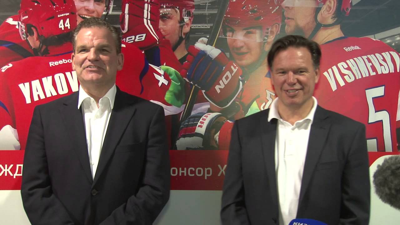 Sean Simpson and Colin Muller - first visit to Yaroslavl - YouTube