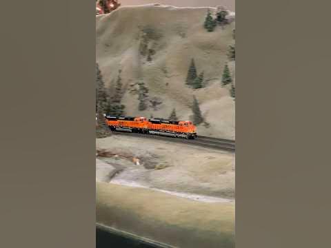 Ho scale BNSF layout with sd70ace - YouTube