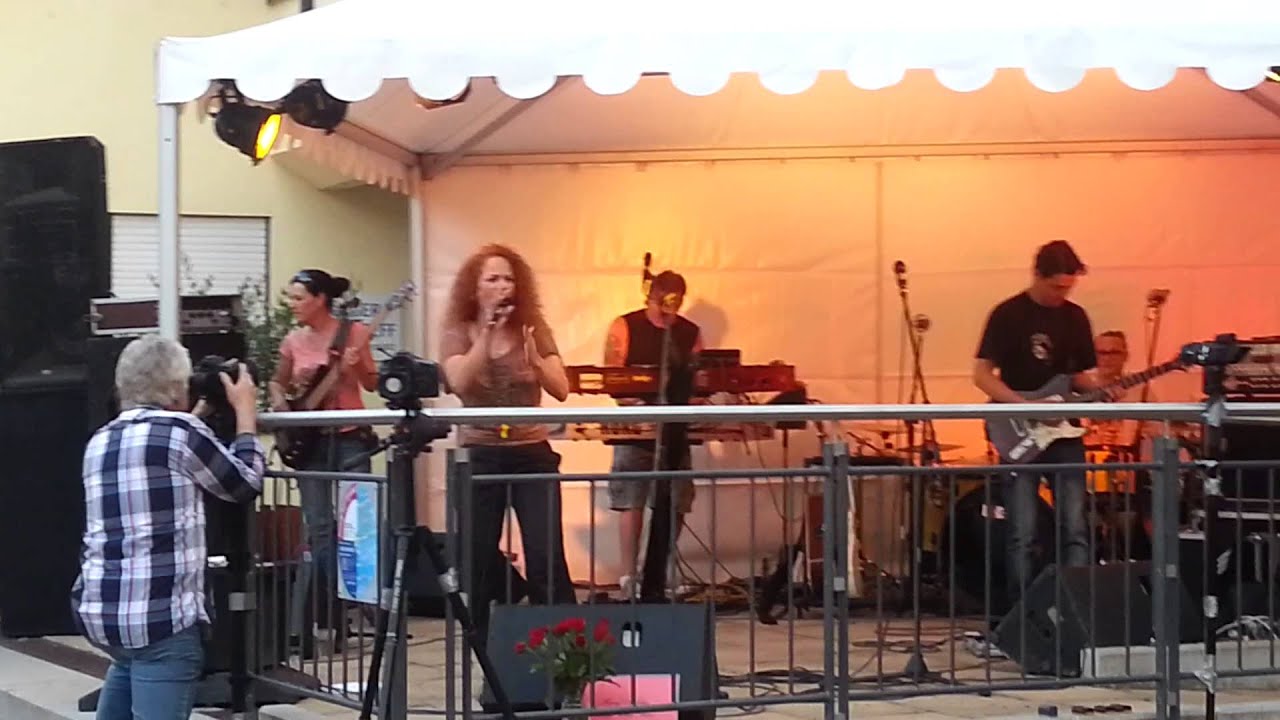 Renee Walker Band Stadtfest Wiesloch - YouTube