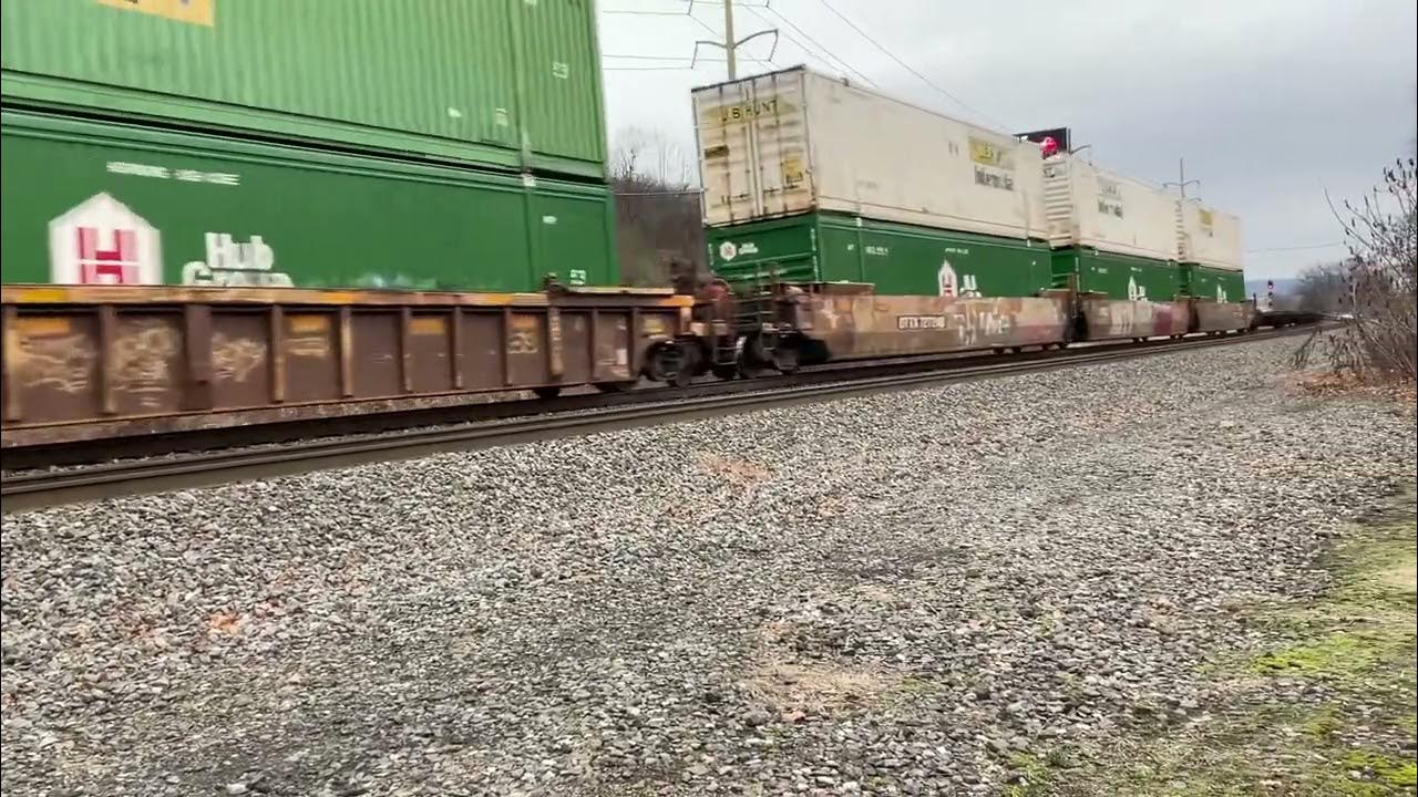 West bound ns unit 3659 Ns unit 9866 Ns unit4555 intermodal train in wyomissing - YouTube