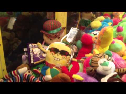 AMAZING Clamp! Spongebob Claw Machine Win! - YouTube
