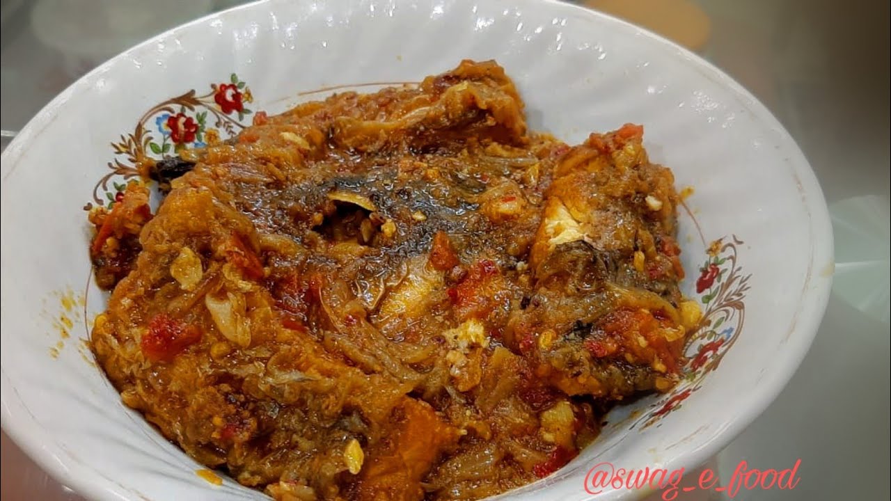 Fish do pyaza 😍 फिश दो प्याजा।। Make it in a very easy way at home ...