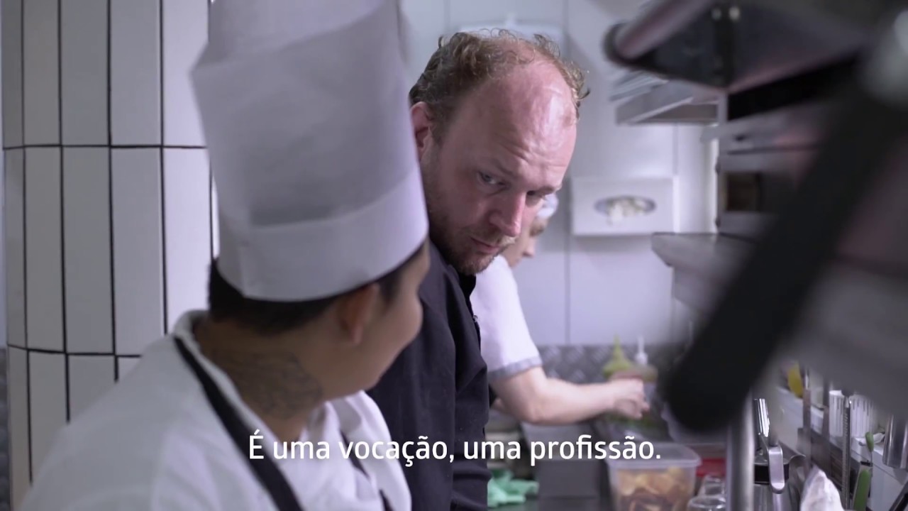 Entrevista com Benoit Mathurin, chef do Esther Rooftop - YouTube