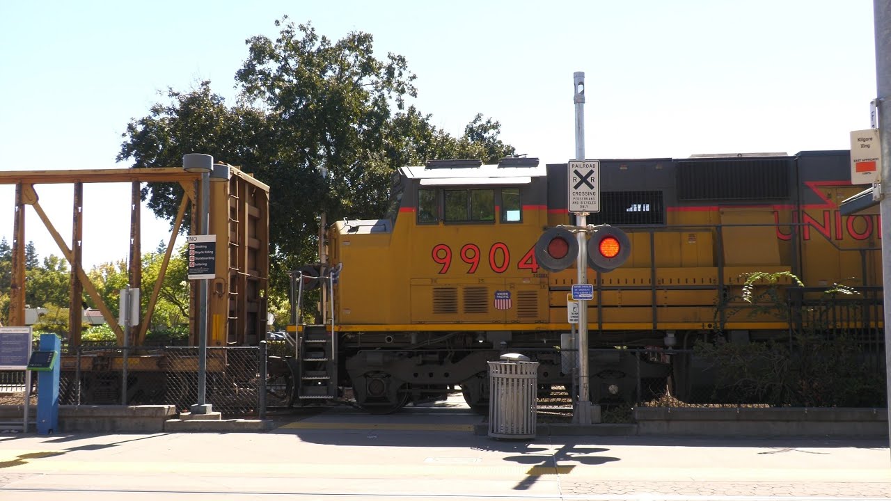UP 9926 Rocklin Rocket - Cordova Town Center Station East Pedestrian ...
