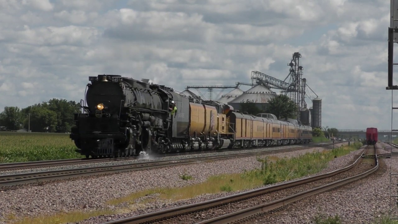 UP 4014 Big Boy 4-8-8-4 Steam Locomotive Great Race Across the Midwest ...