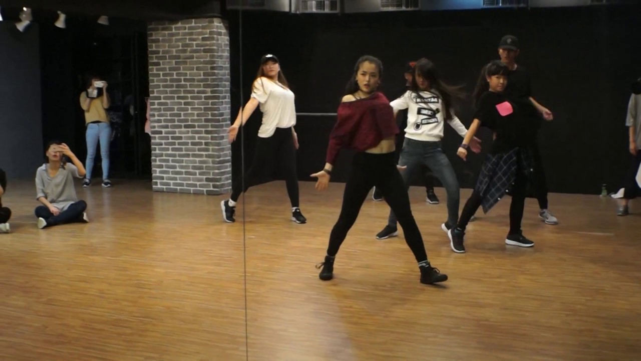 GIRL STYLE - OREO 20170107@ DANCE SOUL - YouTube