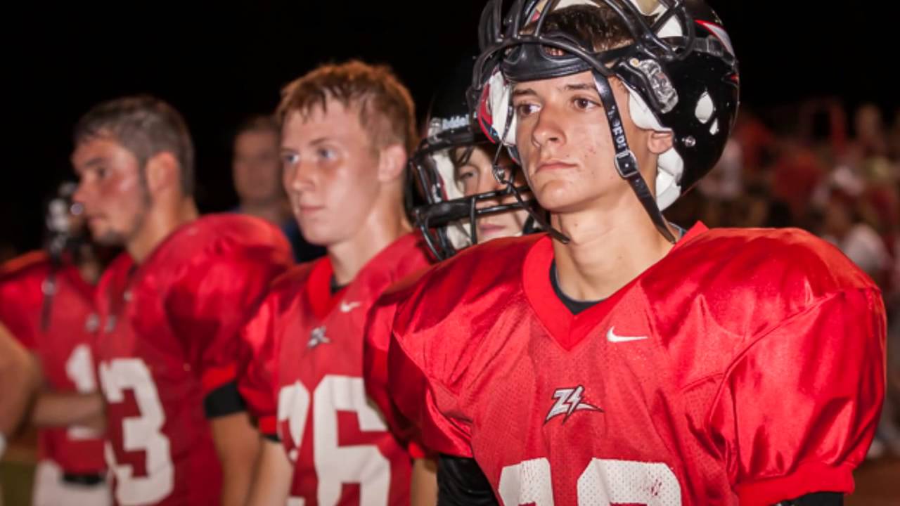 ZizzerZone.com Zizzer Football Highlights Homecoming 2015 - YouTube
