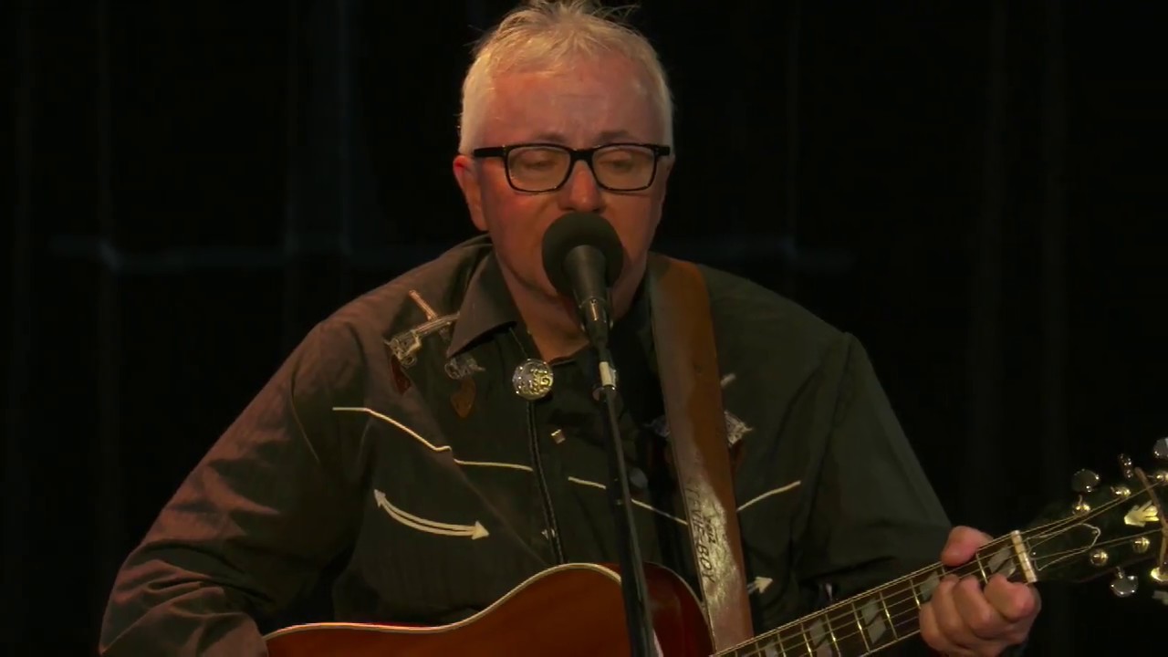 'Salmo Pass' by Mike Petroff (live in Canmore) - YouTube