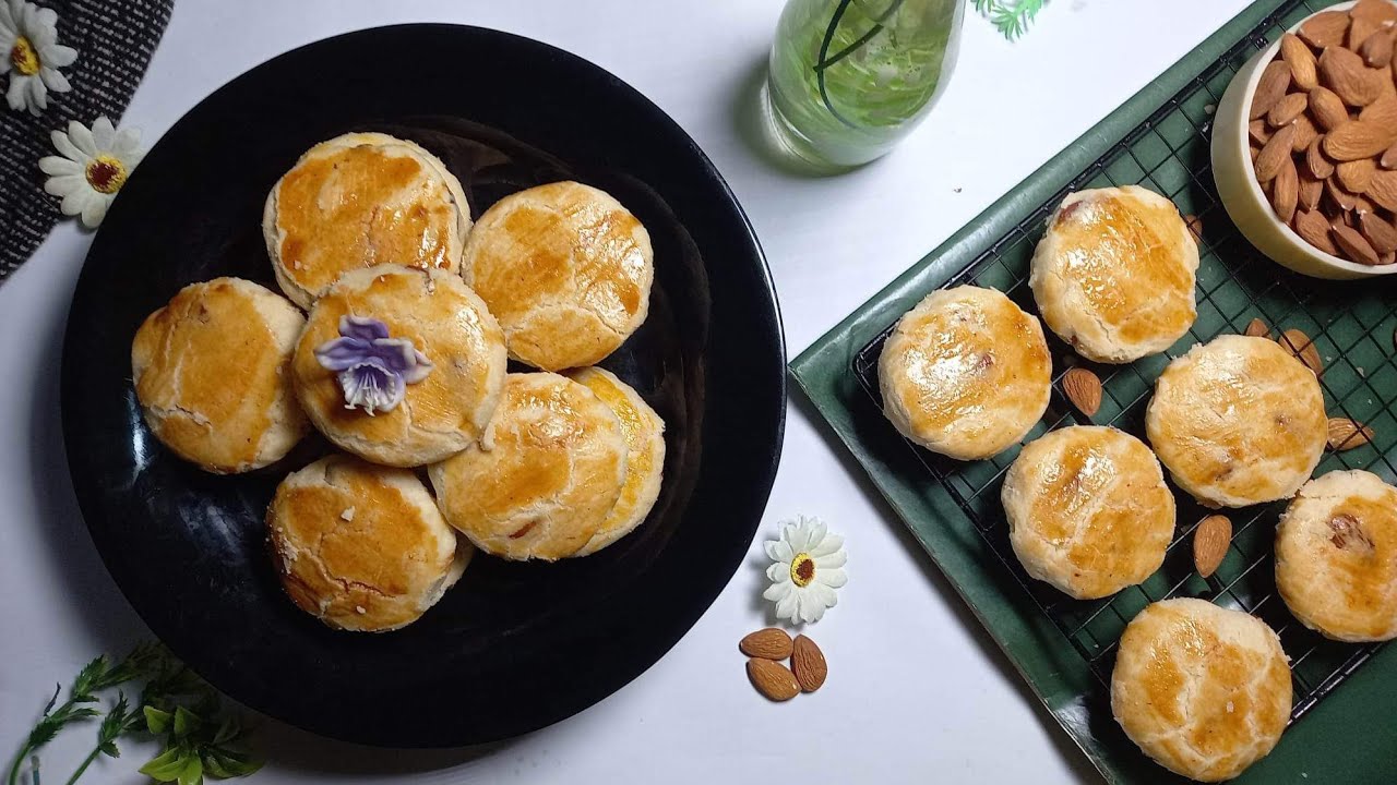 Khalifa Nan Khatai Recipe || Almond Biscuits || Lahore Famous Street ...